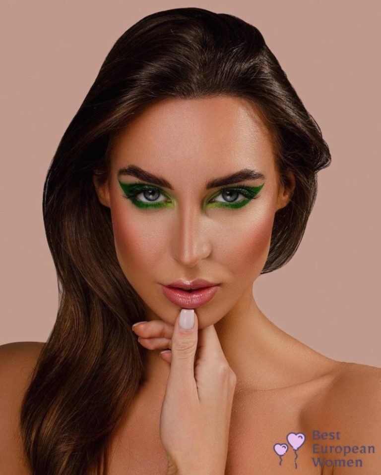 Charming Estonian Women: What Makes Them so Popular?